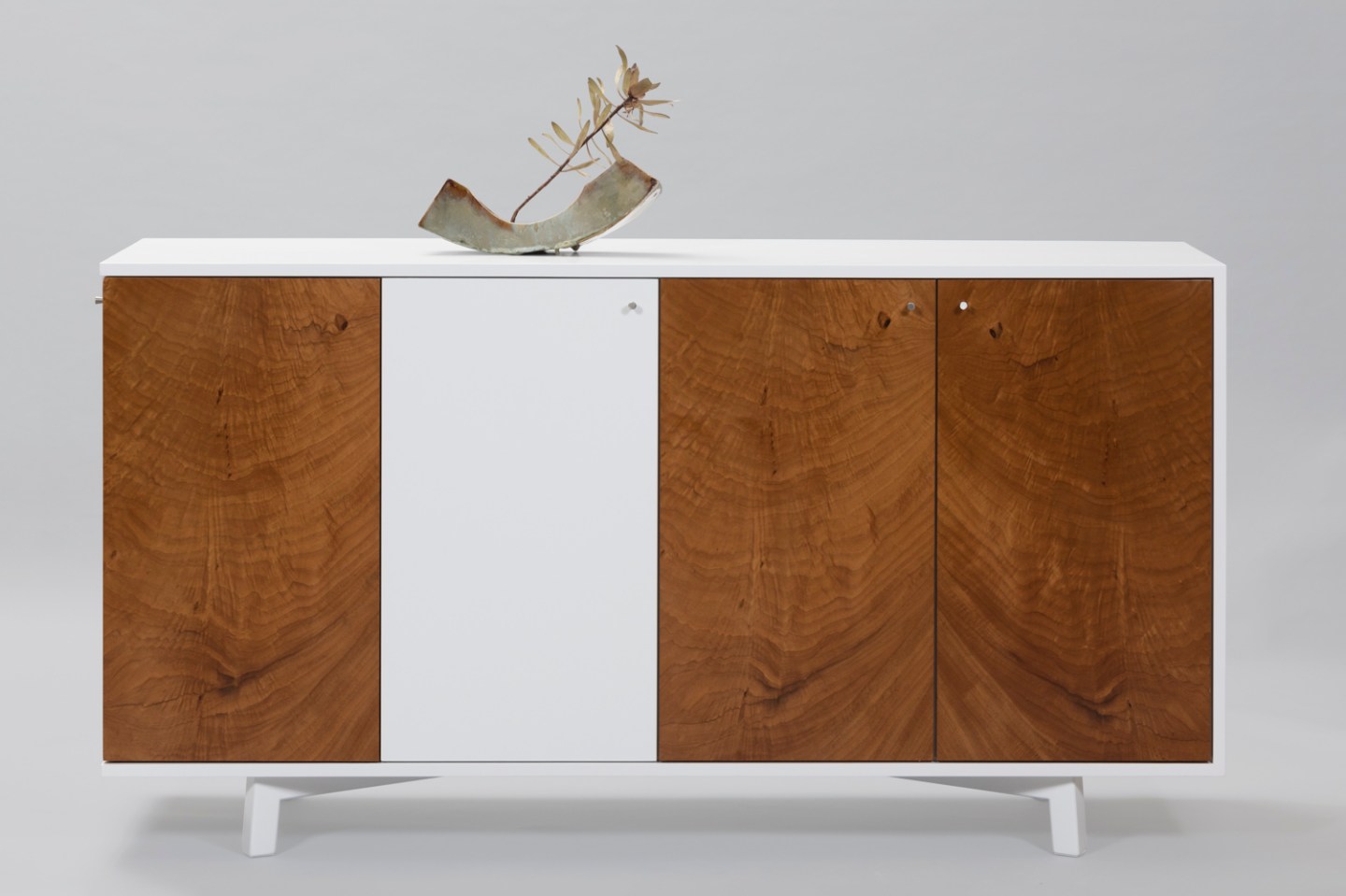 FURNITURE | VANERI STUDIO